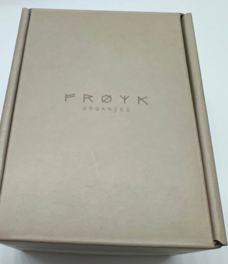 I tried Froya Organics Skincare: yay or nay? BRUTAL review - Snoopviews